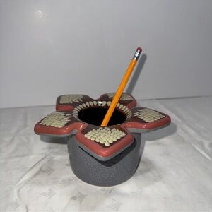 Art | Stranger Things Demogorgon Pen And Plant Pot 6x3 | Poshmark